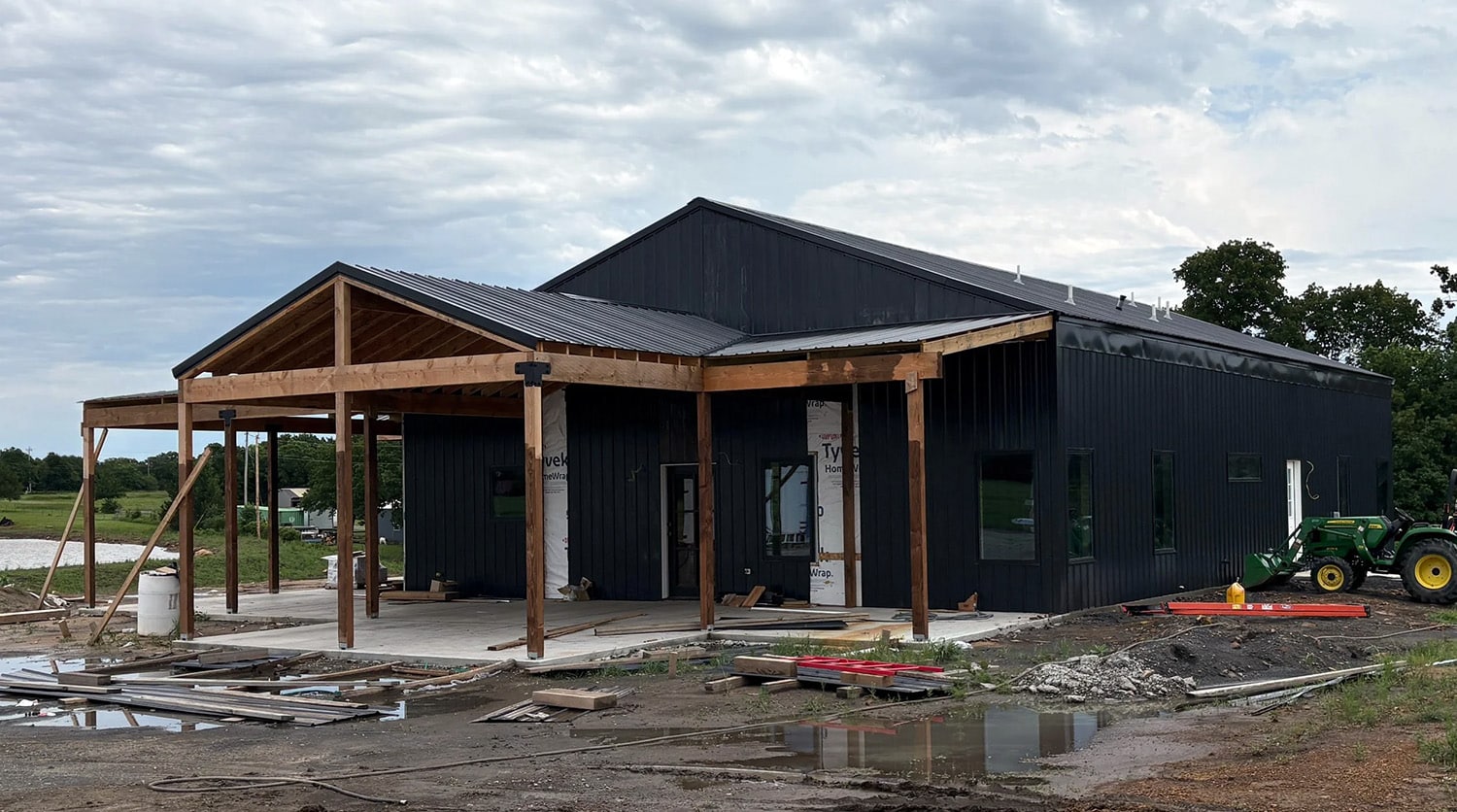 SIP Panel Barndominium | Structural Insulated Panels Barndos